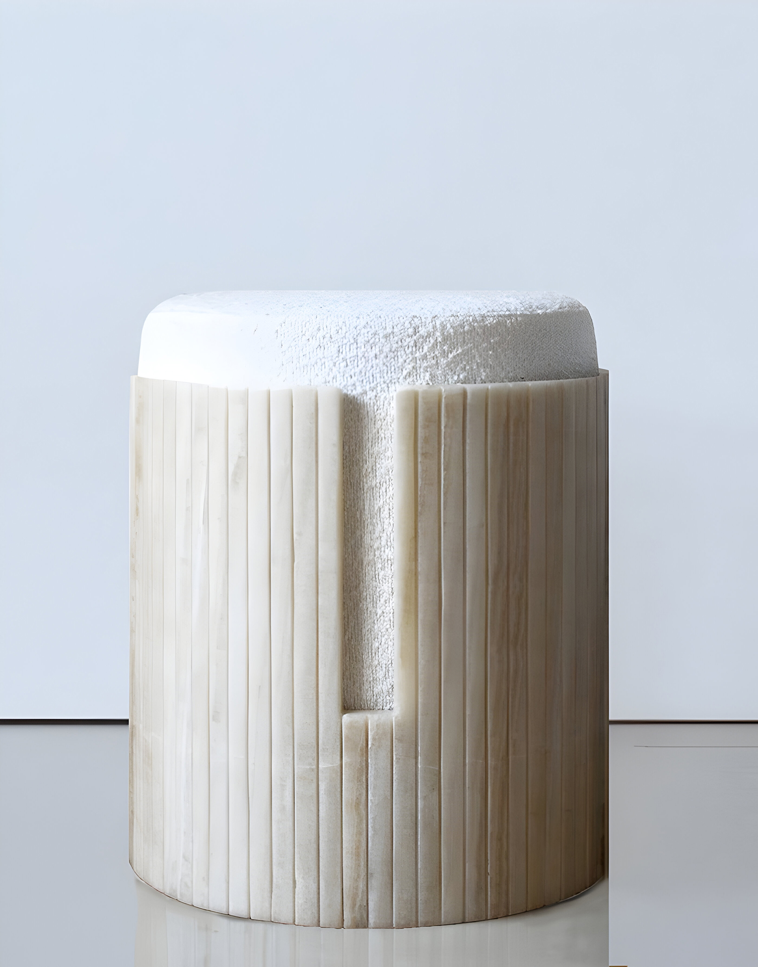 IVORY ONYX DOLCE STOOL - Marbera